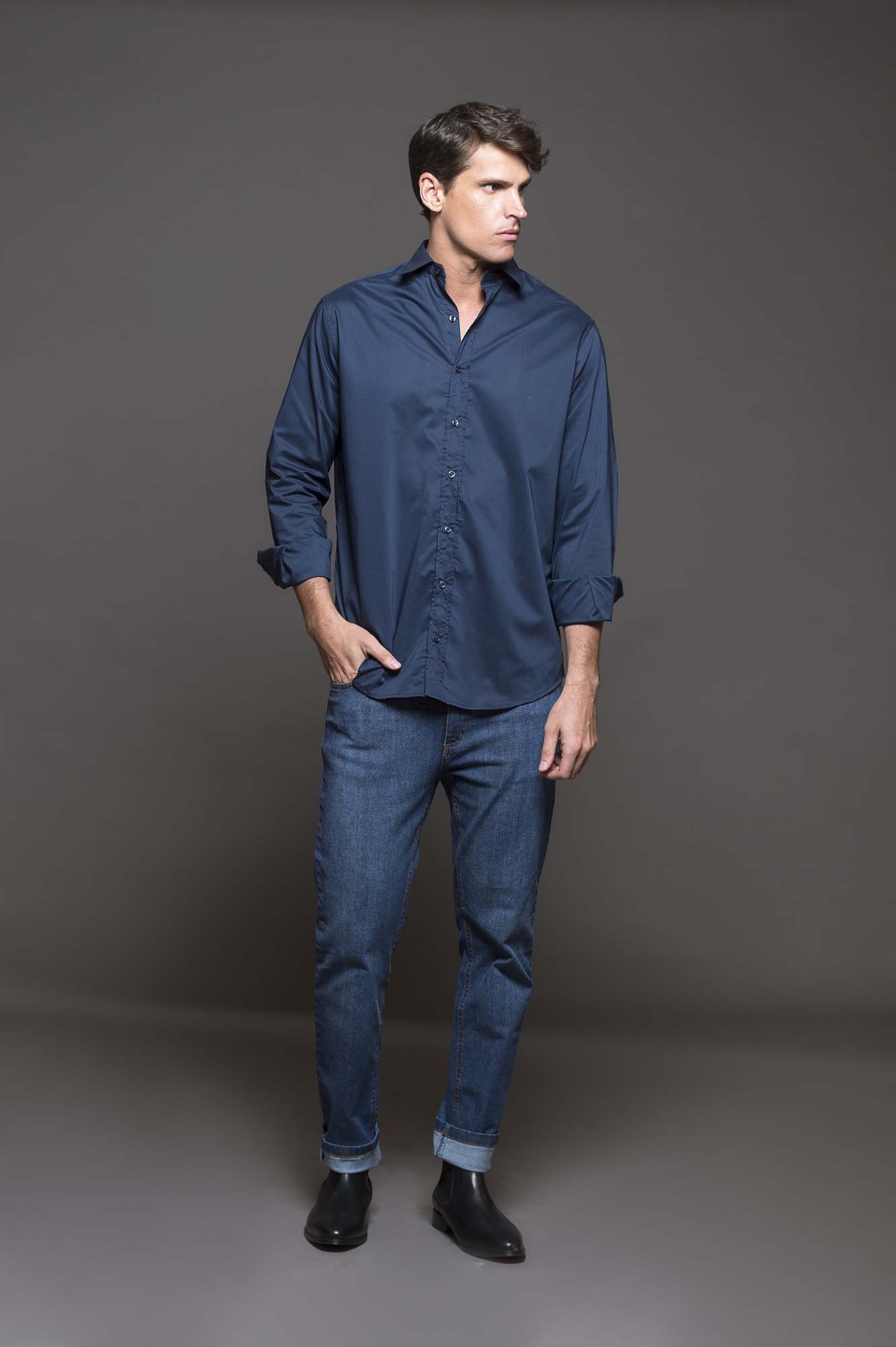 CAMISA REGULAR AZUL MARINO | CERO ES TRES