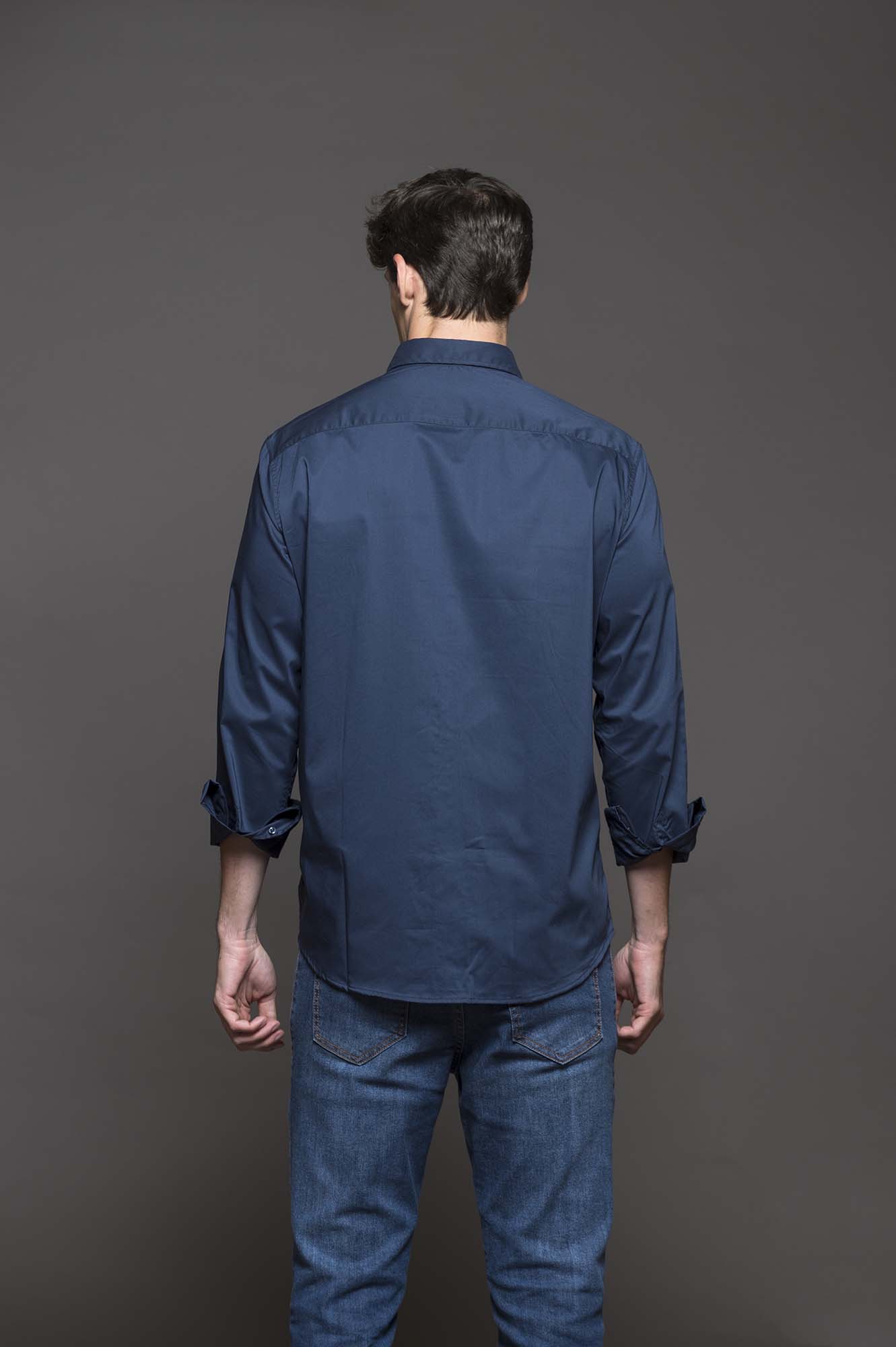 CAMISA REGULAR AZUL MARINO | CERO ES TRES